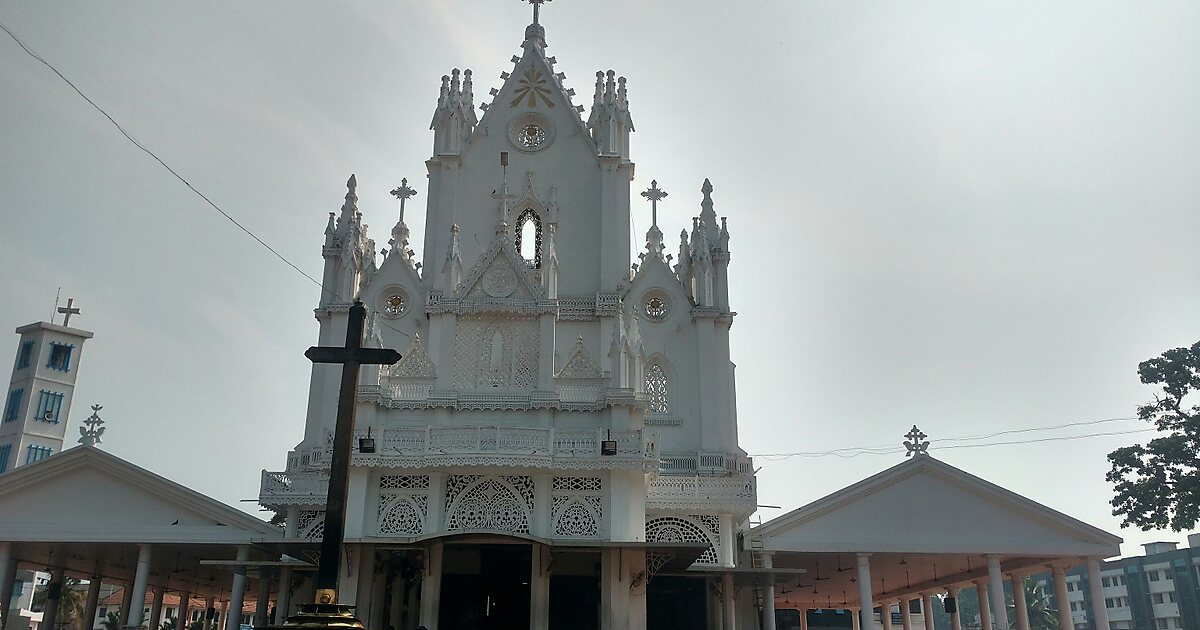 St. Mary's Jacobite Syrian Cathedral, Manarcad in Manarcadu, India ...