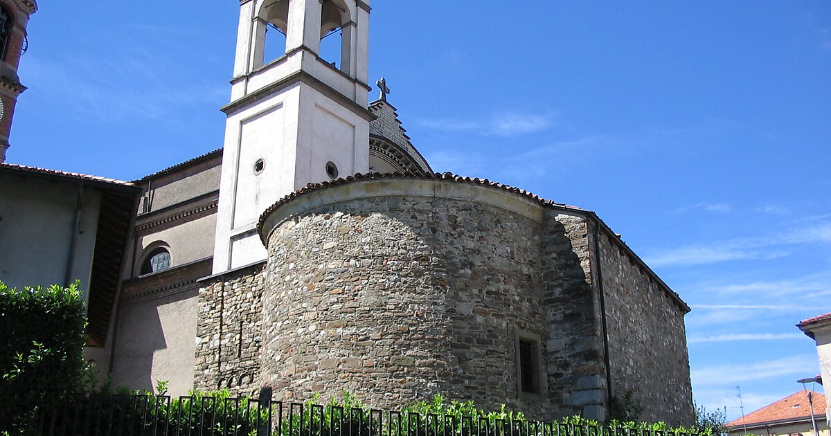 Chiesa di San Zenone - Cisano Bergamasco, Italia | Tripomatic