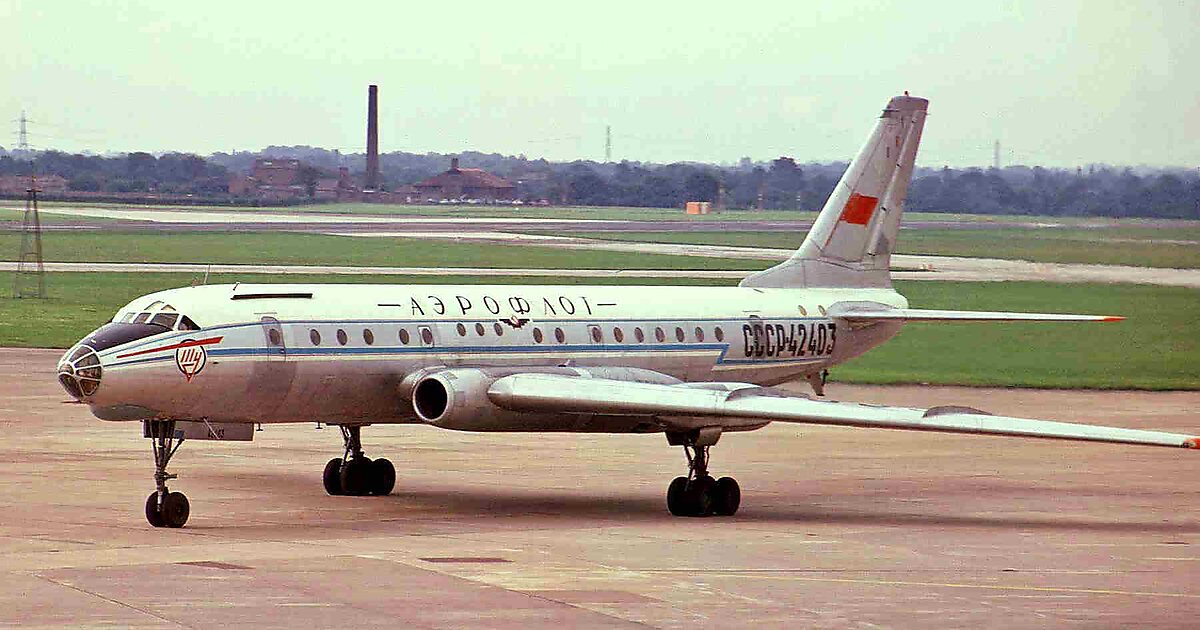 Tupolev Tu-104 in Central Federal District, Russia | Tripomatic