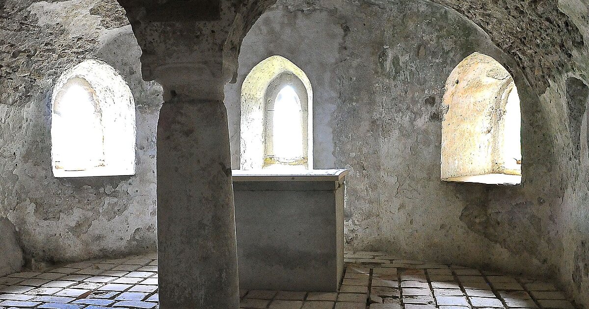 Arnoldstein Abbey in Arnoldstein, Austria | Tripomatic