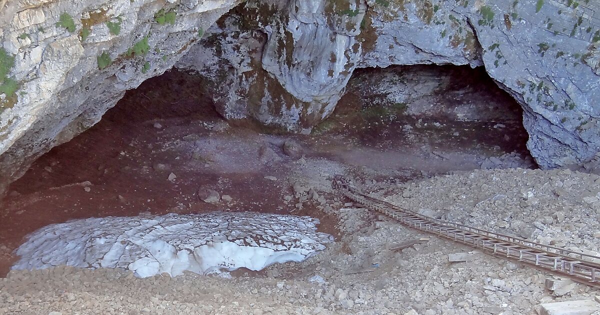 Ideon Andron in Greece | Tripomatic