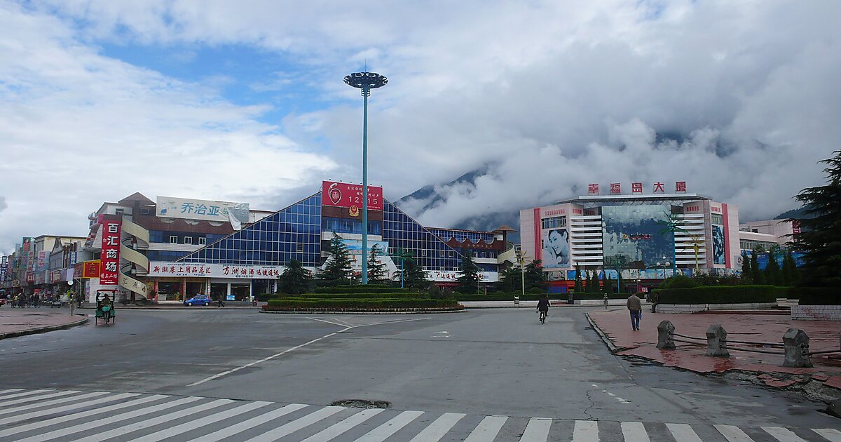 Lamaling Monastery in Nyingchi, China | Tripomatic