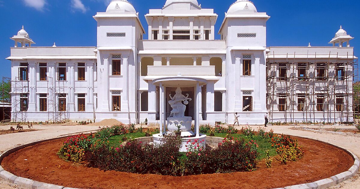 Burning of Jaffna Public Library in Jaffna, Sri Lanka | Tripomatic