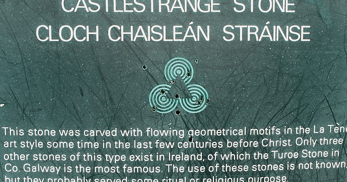 Turoe Stone in Ireland | Tripomatic