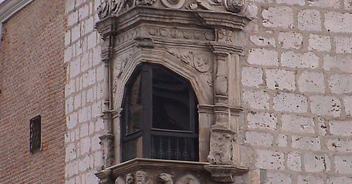 Palacio de Pimentel en Valladolid, España | Tripomatic