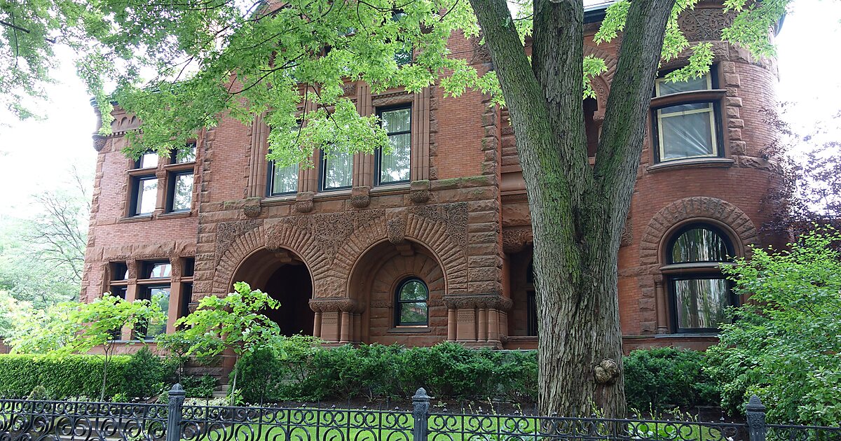 The York Club in University—Rosedale, Toronto, Canada | Tripomatic