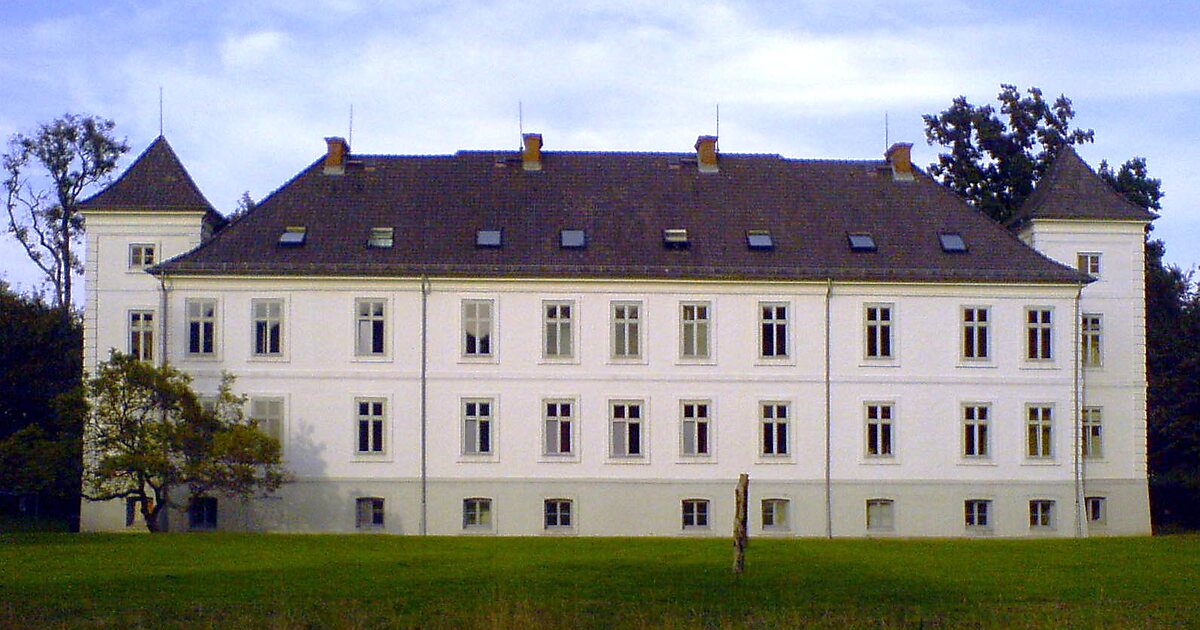 Schloss Noer in Noer, Deutschland | Tripomatic