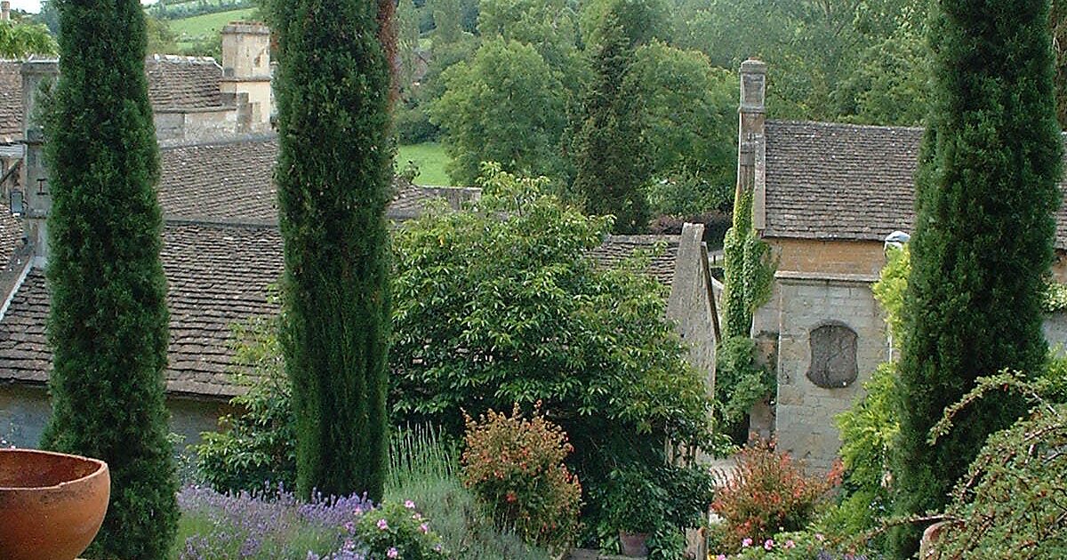 Iford Manor in Iford, UK | Tripomatic
