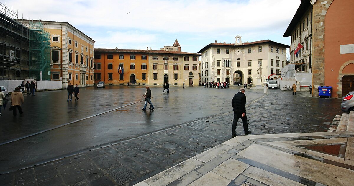 Knights' Square in Pisa, Italy | Tripomatic