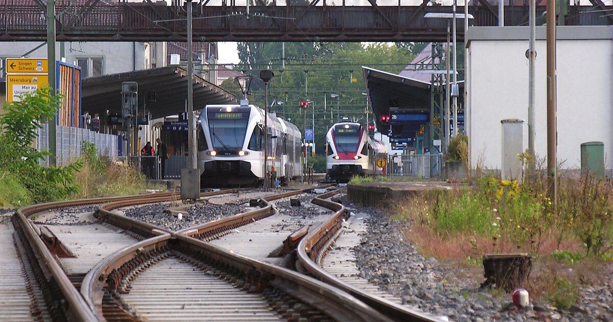 Konstanz station in Konstanz-Altstadt, Schweiz/Suisse/Svizzera/Svizra | Tripomatic