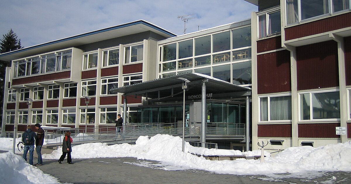 Furtwangen, Deutschland的富特旺根应用科学大学 | Tripomatic