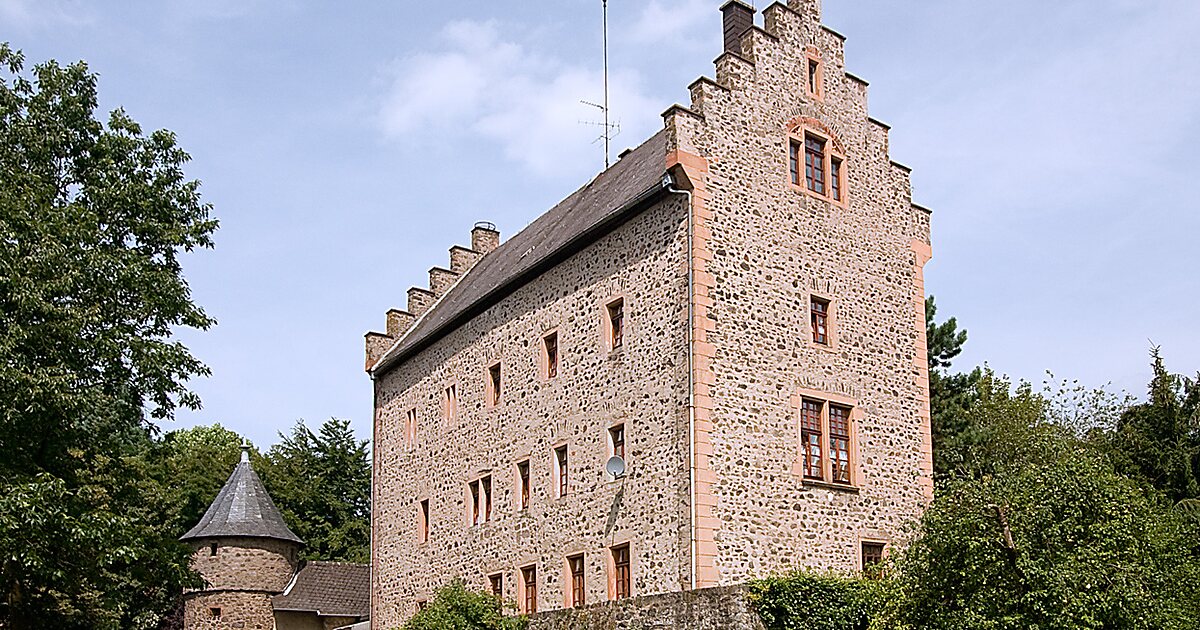 Eppsteiner Schloss in Schotten, Deutschland | Tripomatic