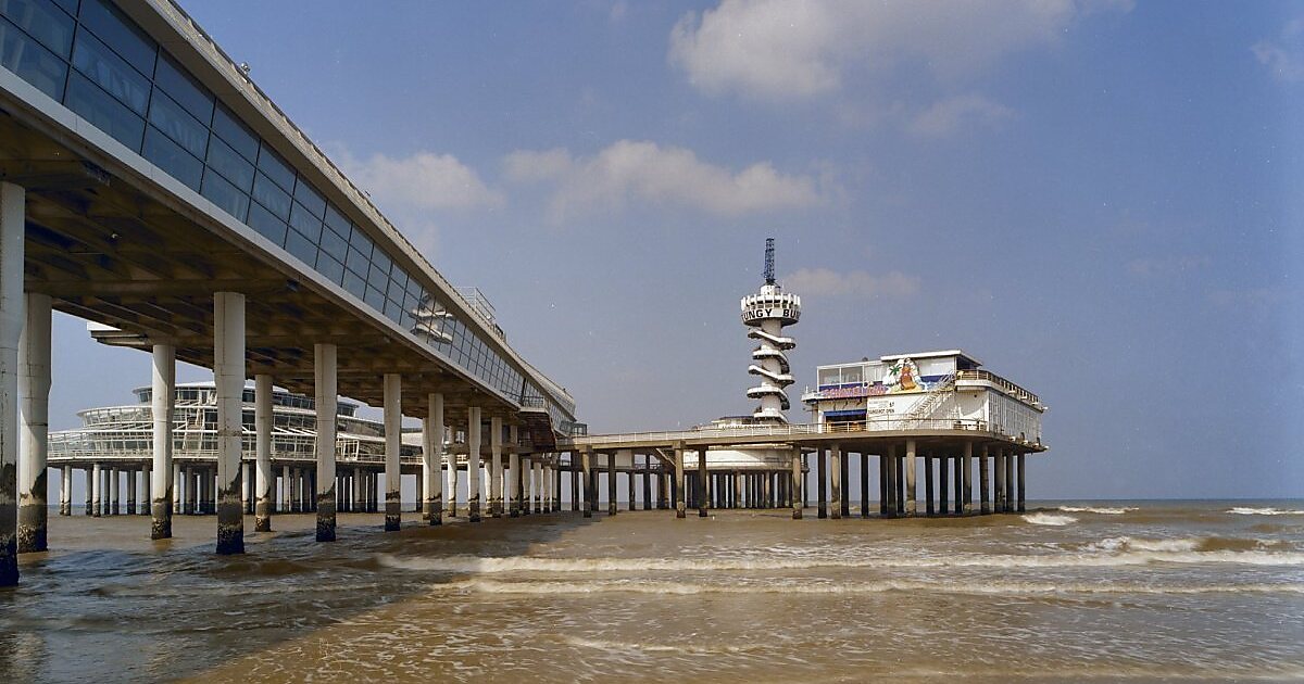 Scheveningen Pier in The Hague, Netherlands | Tripomatic