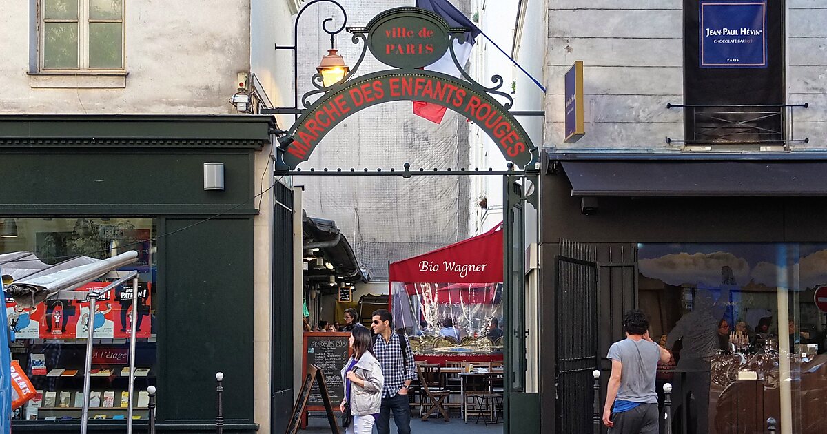 Marché couvert les Enfants Rouges - 3e arrondissement de Paris, France ...