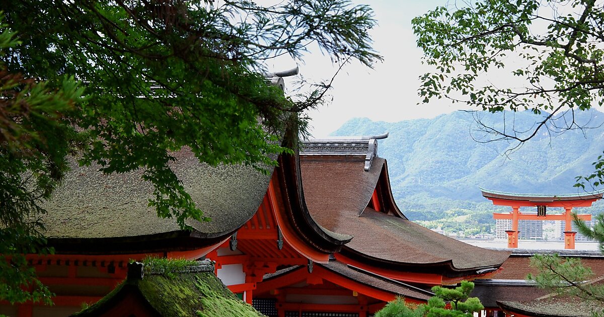 Itsukushima Shrine in Hatsukaichi, Hiroshima, Japan | Tripomatic