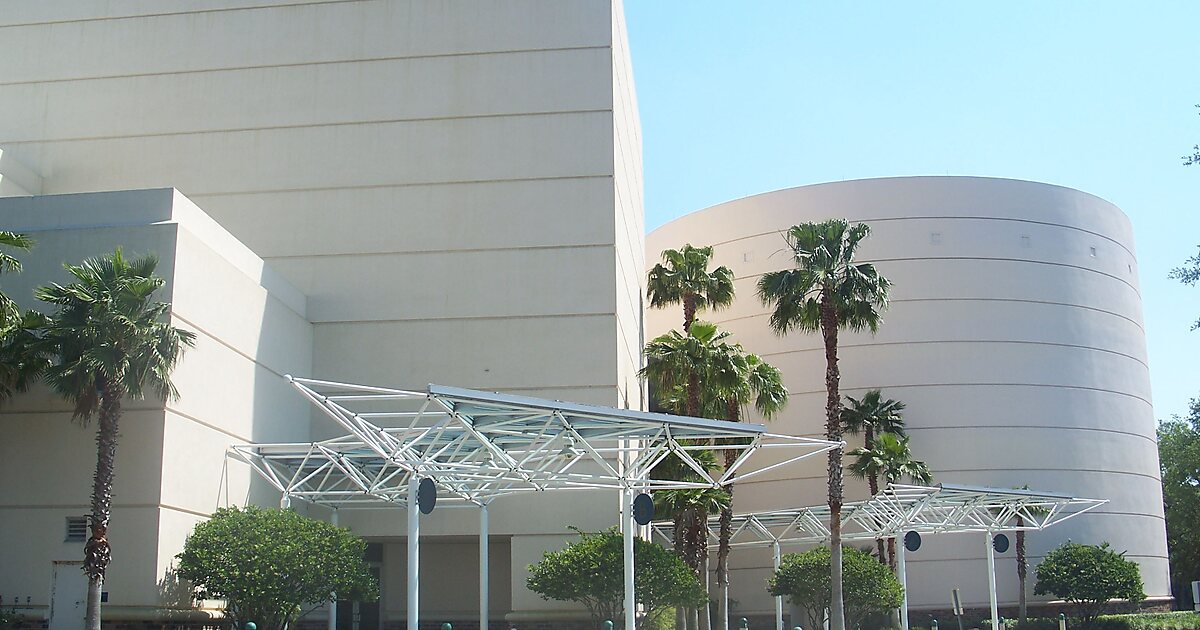 Orlando Science Center and Dr Phillips Cinedome in Orlando, United ...