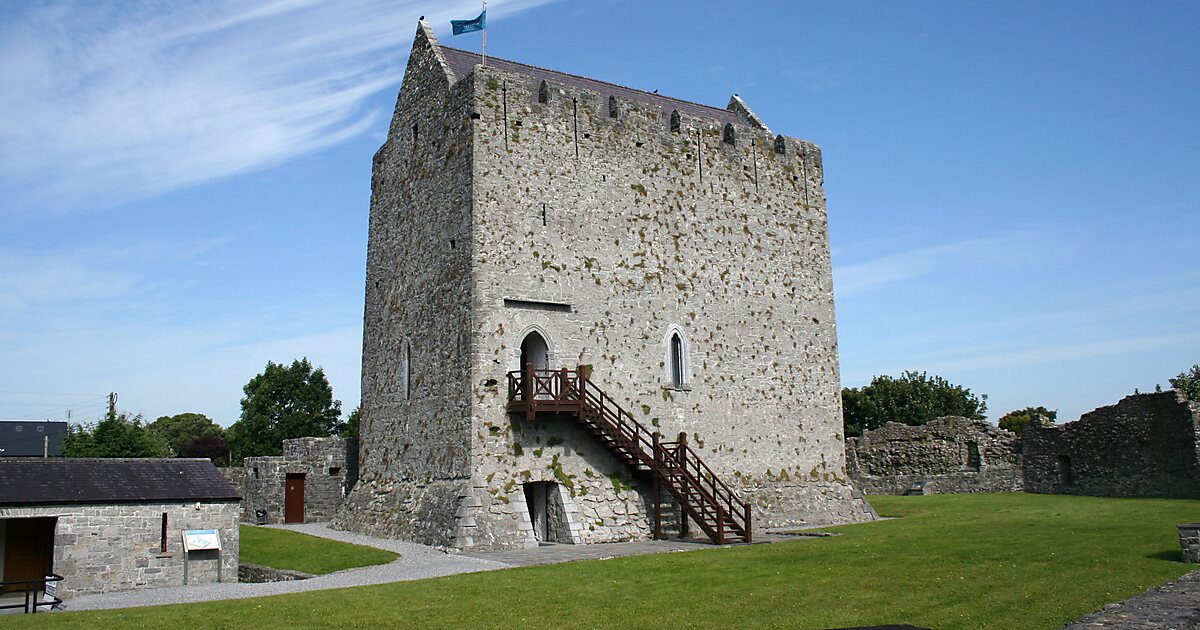 Athenry Castle in Athenry, Ireland | Tripomatic