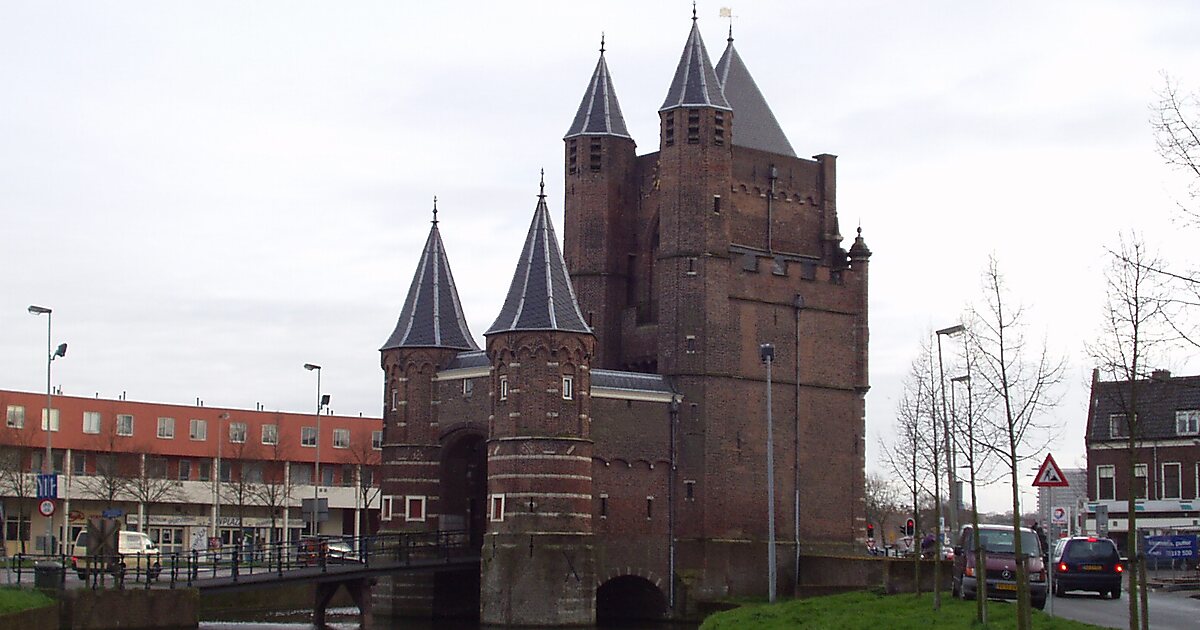 Amsterdam Gate in Haarlem, Netherlands | Tripomatic