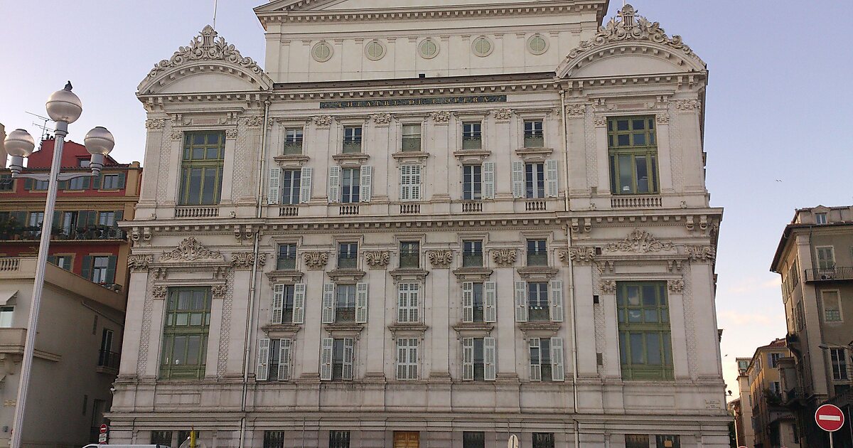 Vieux Nice, 尼斯, 法國/法国的尼斯歌剧院 | Tripomatic