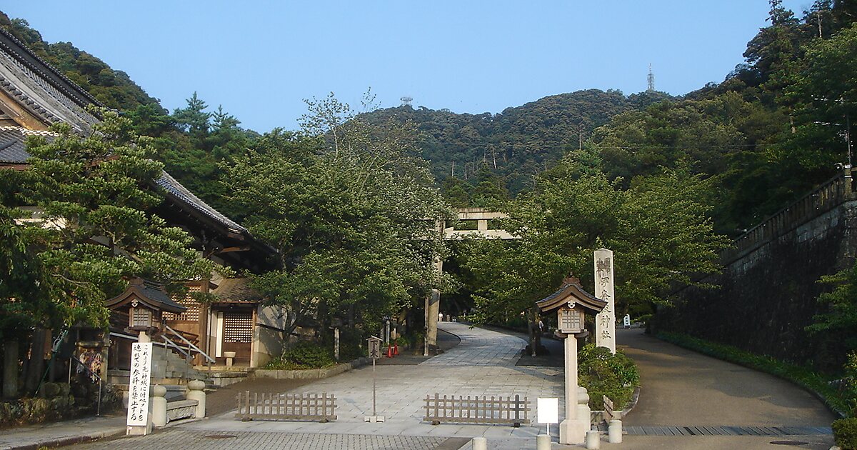 Inaba Shrine in Gifu, Japan | Tripomatic