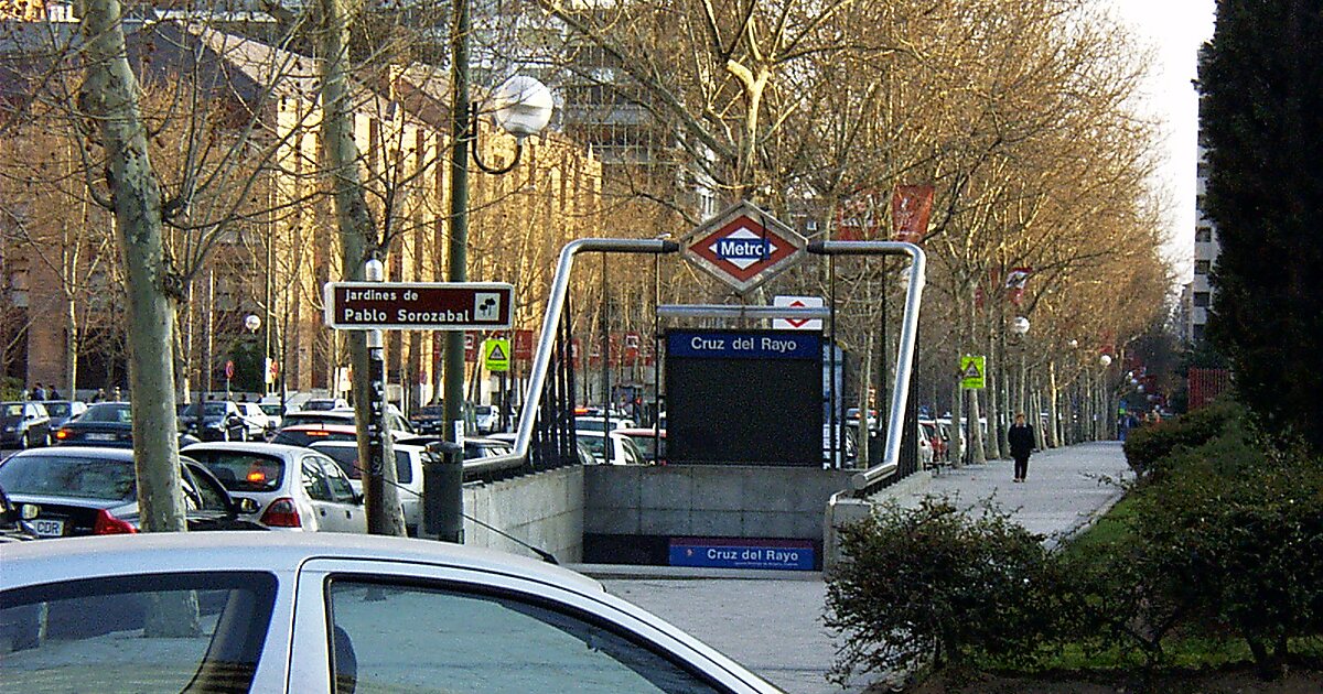 Cruz del Rayo in Chamartín, Madrid, Spain | Tripomatic
