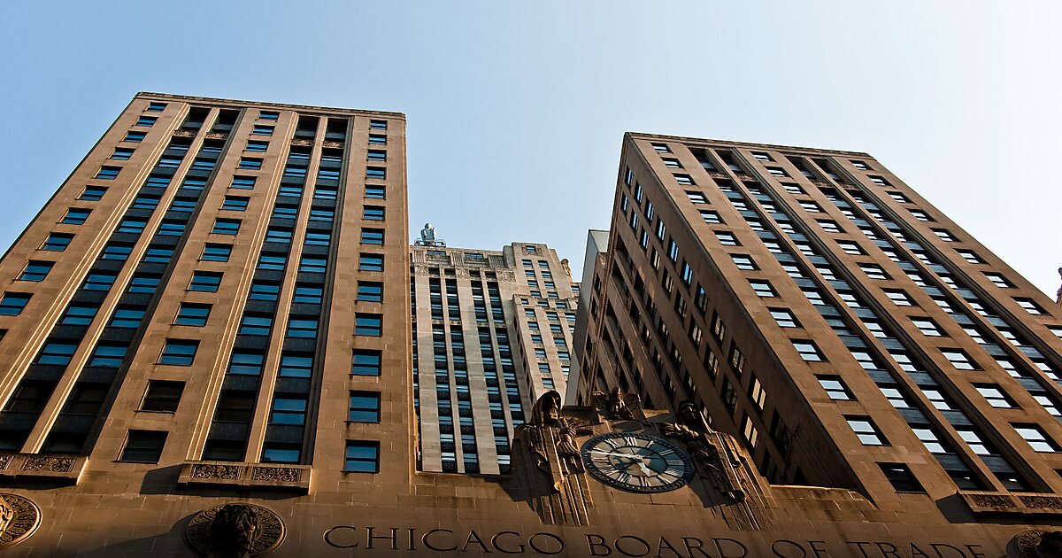 Chicago Board of Trade Building in Chicago Loop | Tripomatic