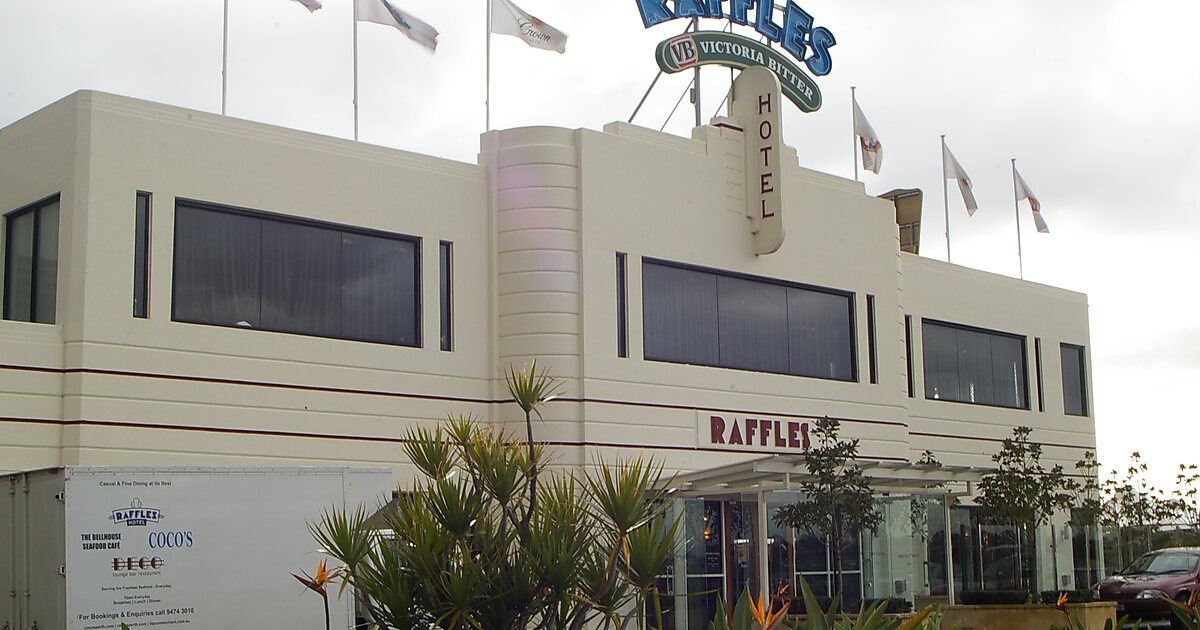 Raffles Hotel in Applecross, Western Australia | Tripomatic