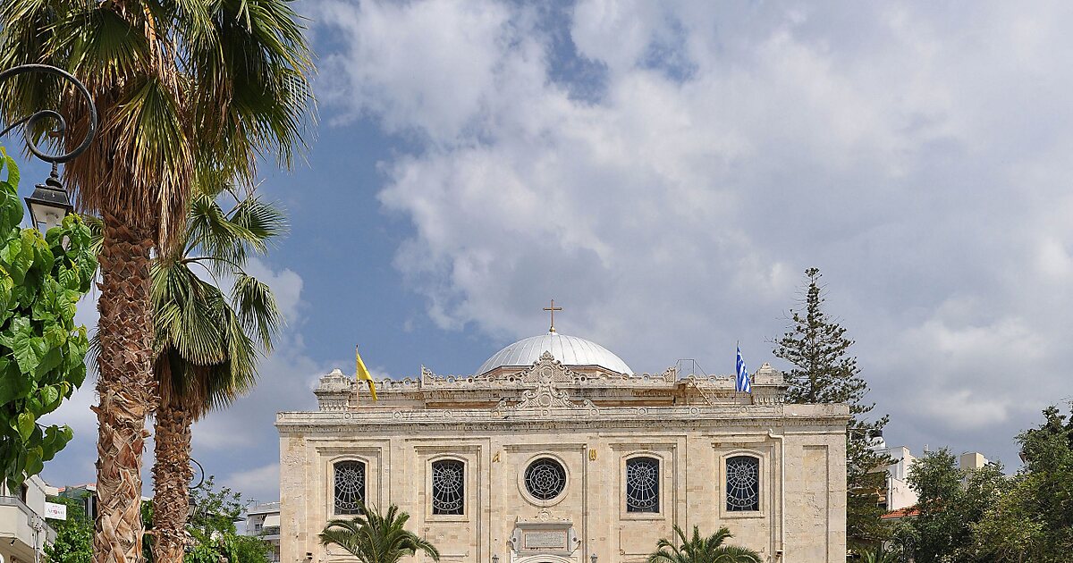 Saint Titus Church in Heraklion, Greece | Tripomatic