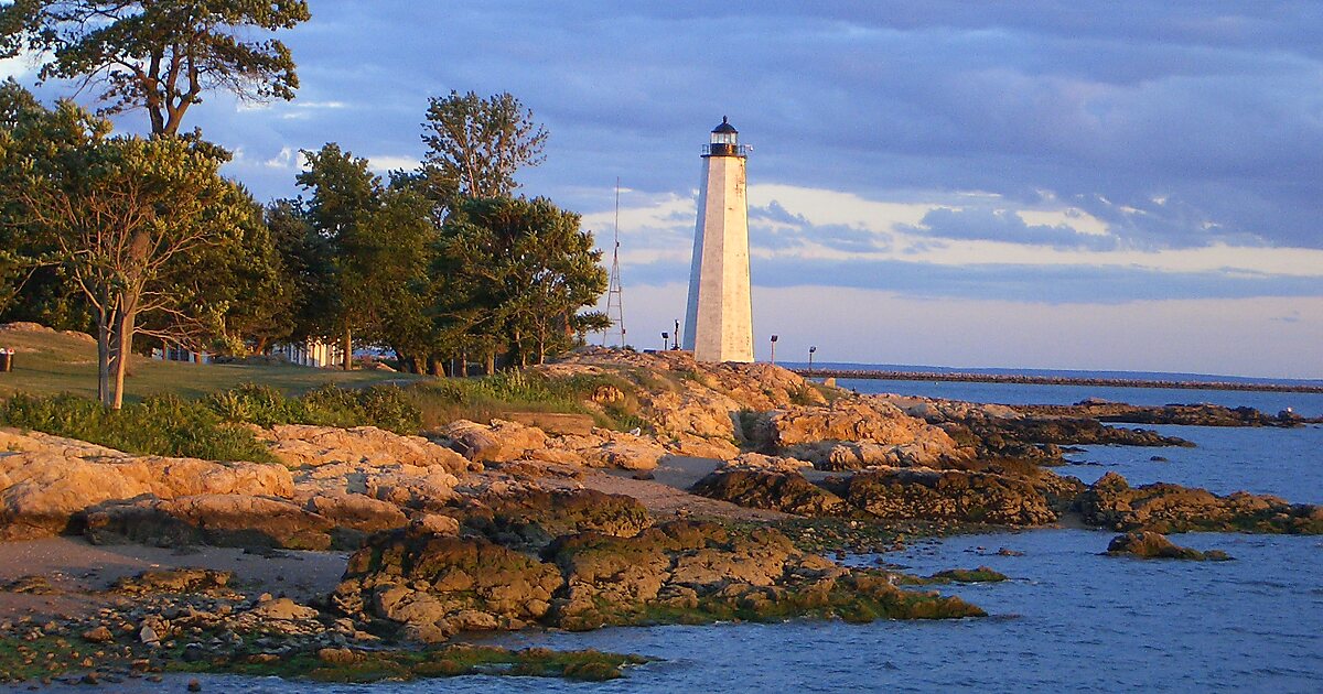 Five Mile Point Lighthouse