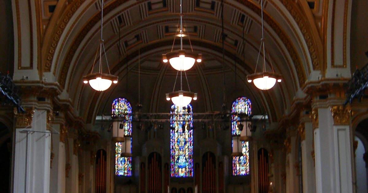 Saint James Cathedral in Seattle, United States | Tripomatic