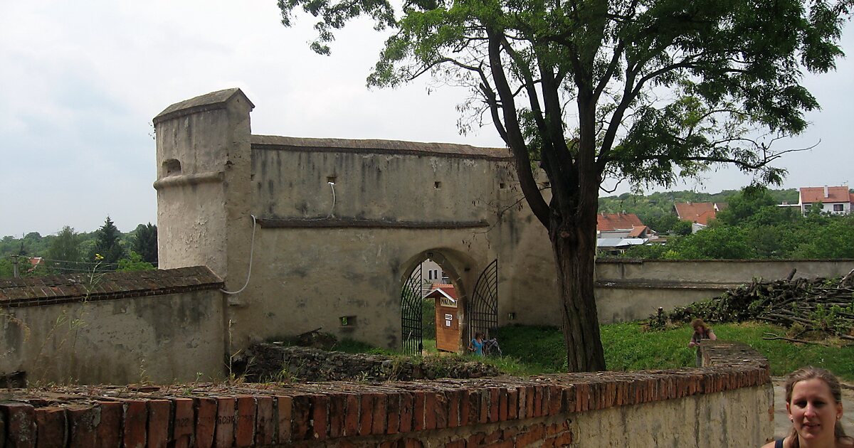 Castle Dolní Kounice in Dolní Kounice, Czechia | Tripomatic