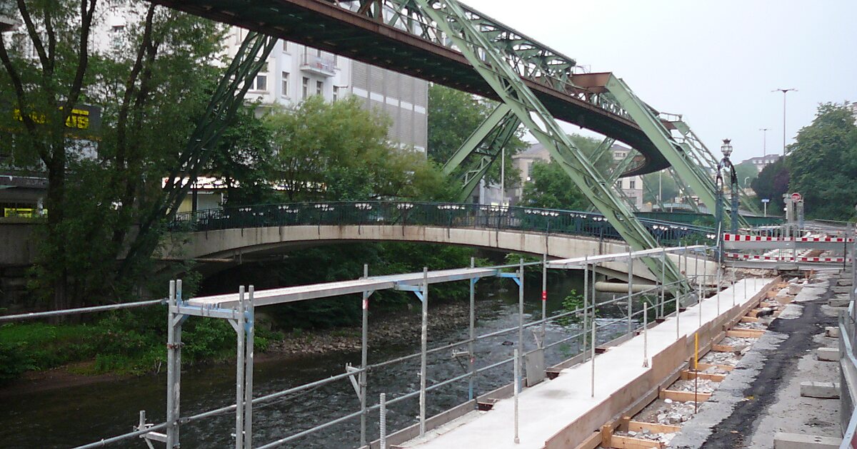 Bismarcksteg in Wuppertal, Deutschland | Tripomatic