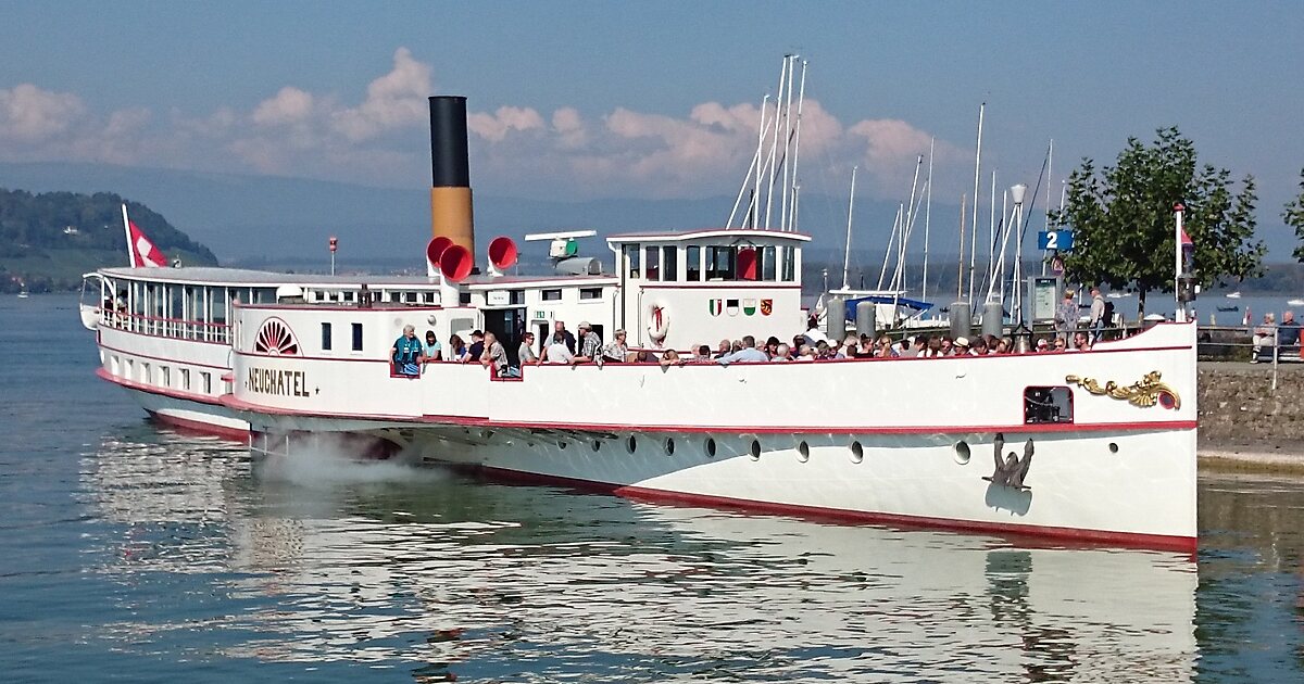 Lake Morat in Switzerland | Tripomatic