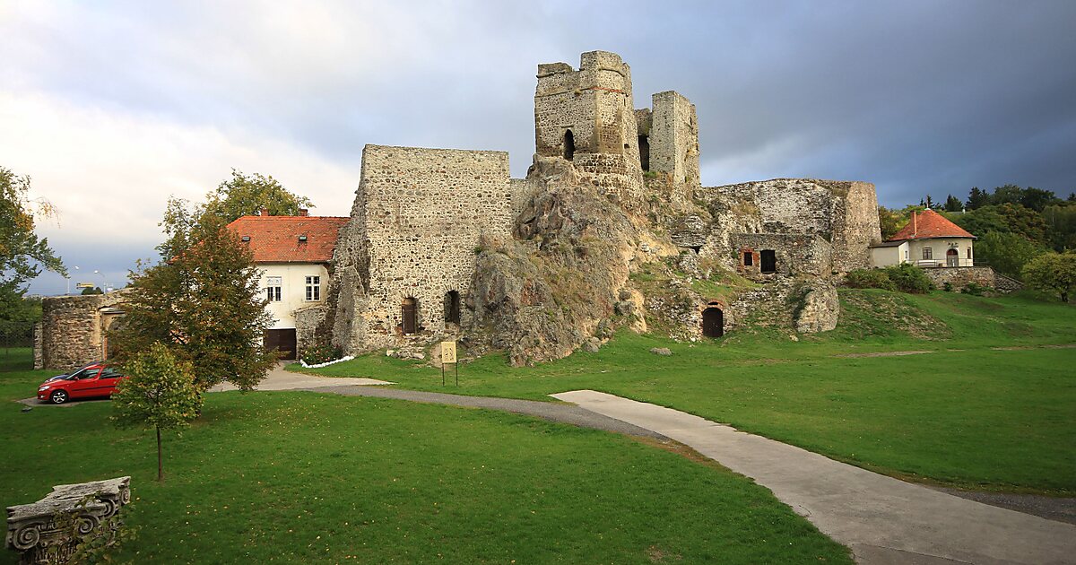 Levický hrad - Levice, Slovensko | Tripomatic