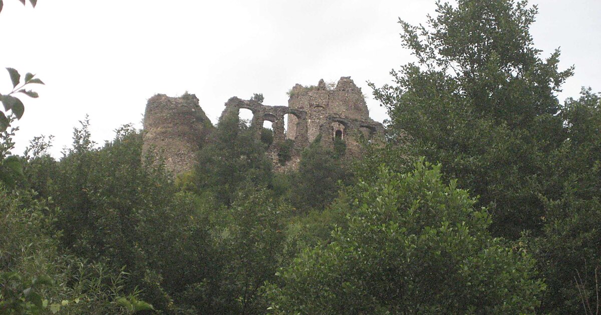 Gvozdansko Castle in | Tripomatic