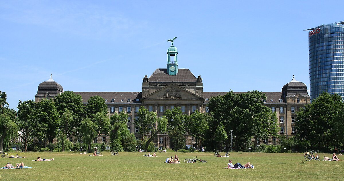 Rhine Park in Cologne, Deutschland | Tripomatic