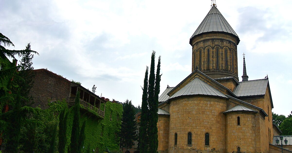Sioni Cathedral in Kala, Tbilisi, Georgia | Tripomatic