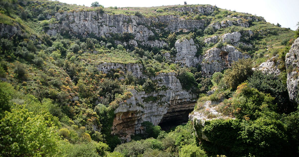 Necropolis of Pantalica in Sortino, Italy | Tripomatic