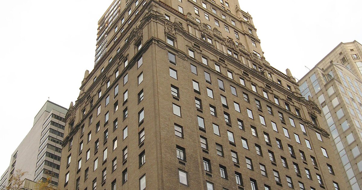 Ritz Tower in Manhattan, New York City | Tripomatic