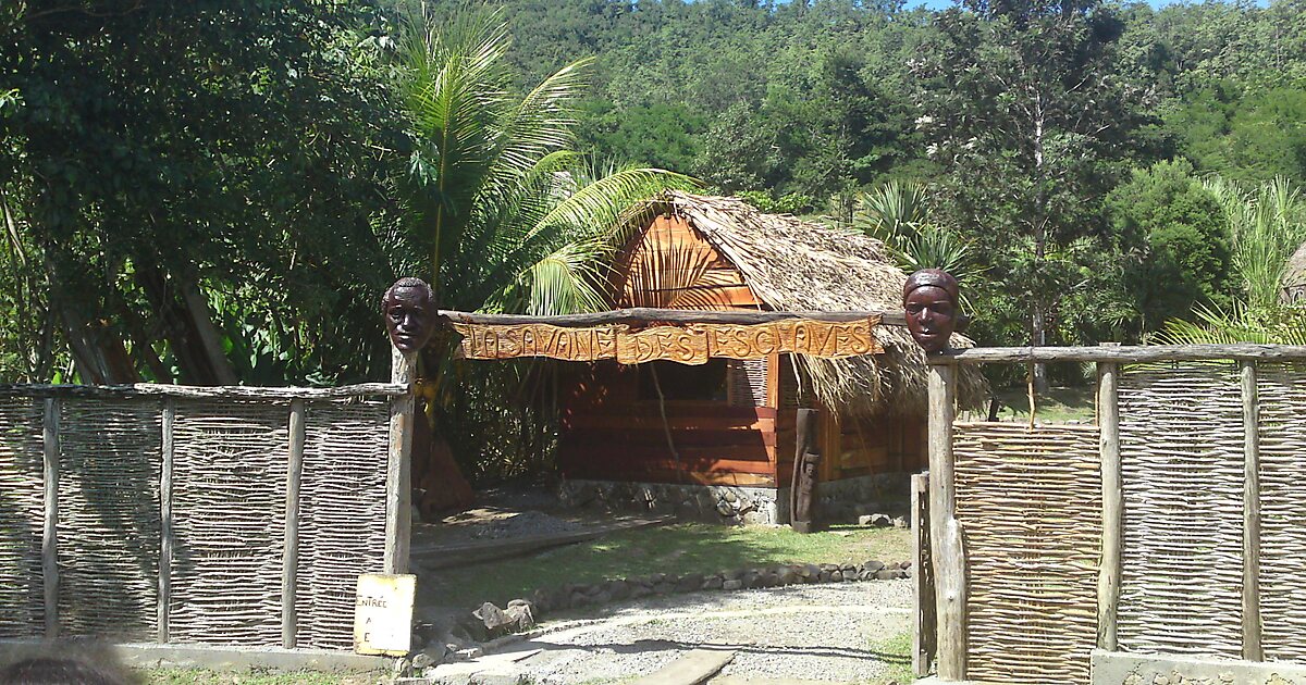 Slave Savannah Village in Les Trois-Îlets, France | Tripomatic