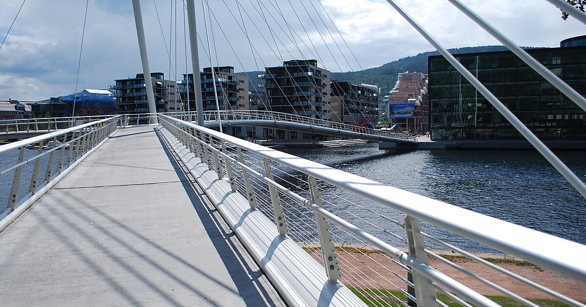 Ypsilon Bridge in Drammen, Norway | Tripomatic