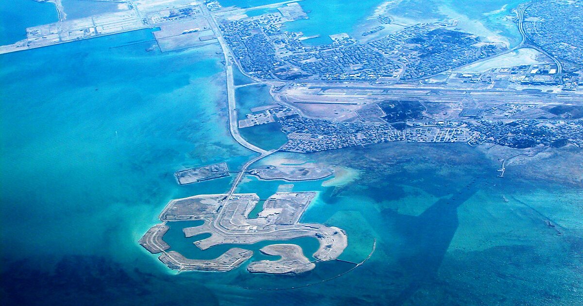Amwaj Islands in Muharraq Governorate, Bahrain | Tripomatic