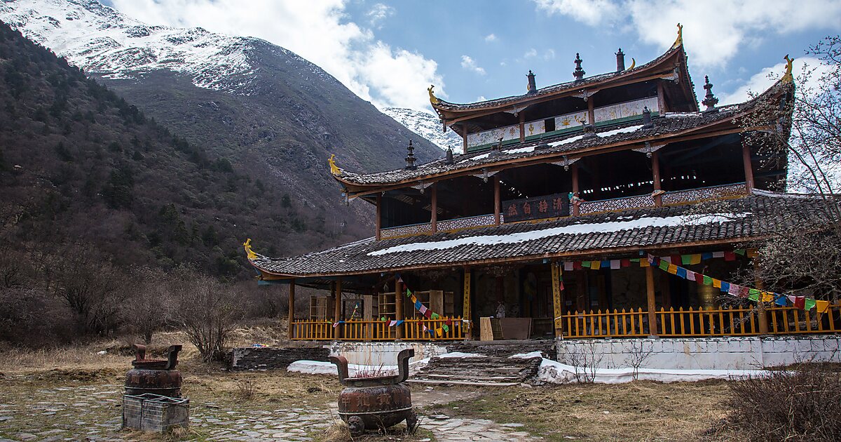 Huanglong Scenic and Historic Interest Area in China | Tripomatic
