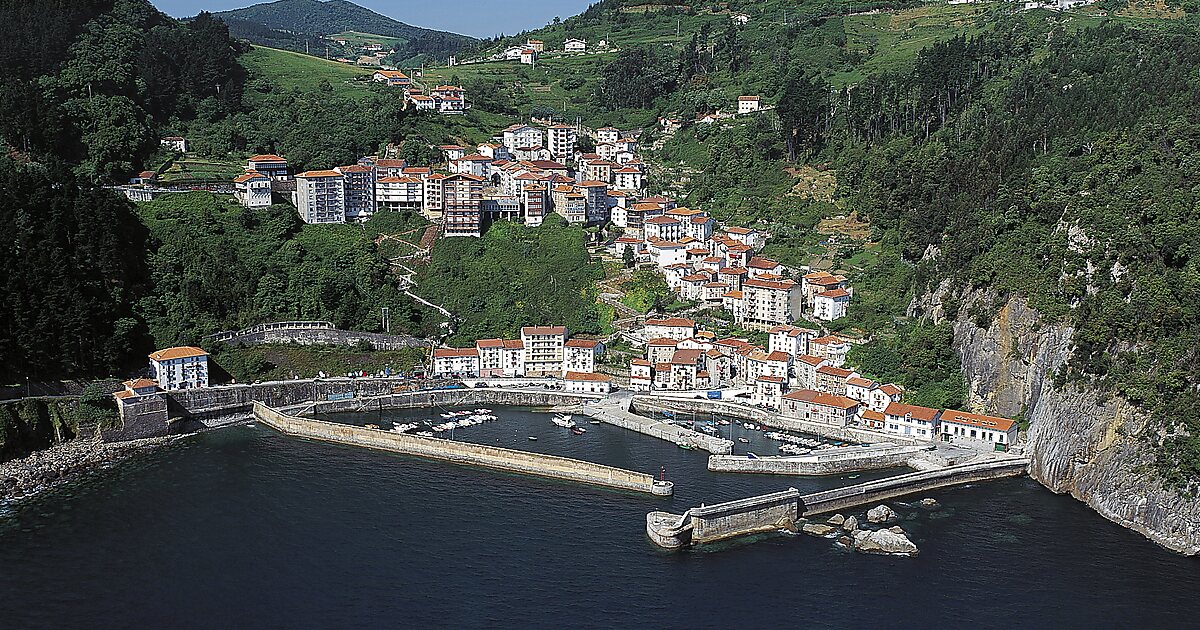 Elantxobe in Basque Country, Spain | Tripomatic