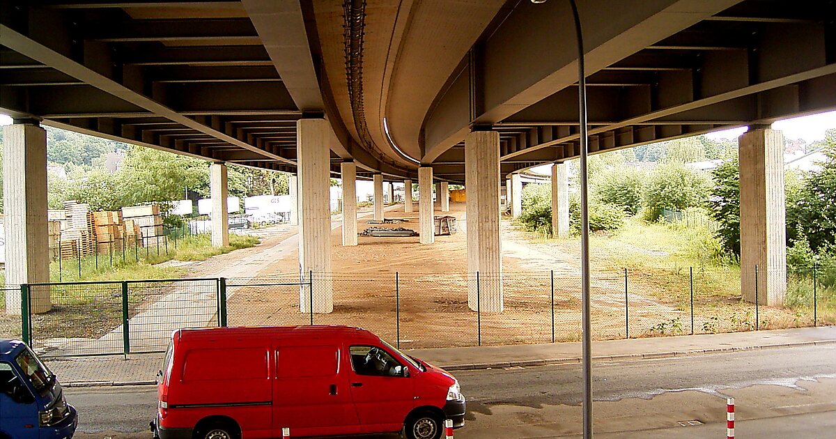 Talbrücke Langerfeld in Wuppertal, Deutschland | Tripomatic