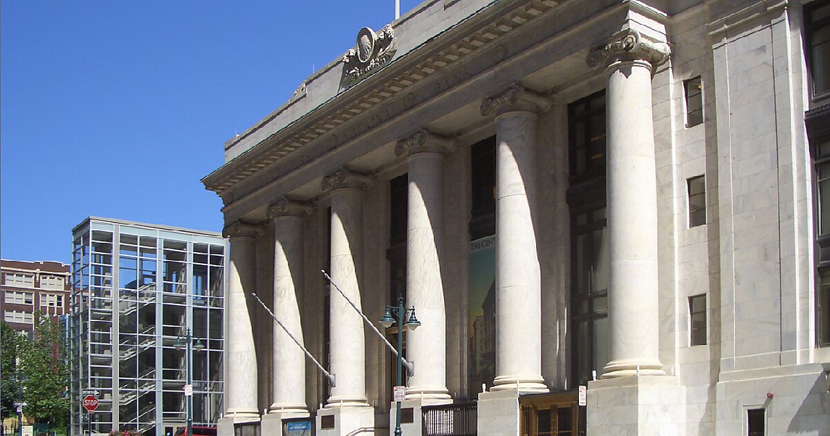 Kansas City Public Library (Northeast Branch) in Kansas City, Kansas ...