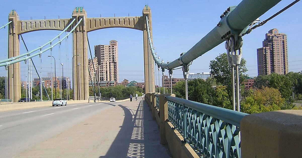 Hennepin Avenue Bridge