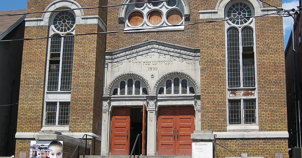 Anshei Minsk Synagogue in University—Rosedale, Toronto, Canada | Tripomatic