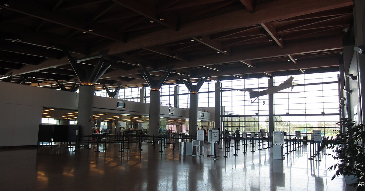 Portland International Jetport in New England, United States | Tripomatic