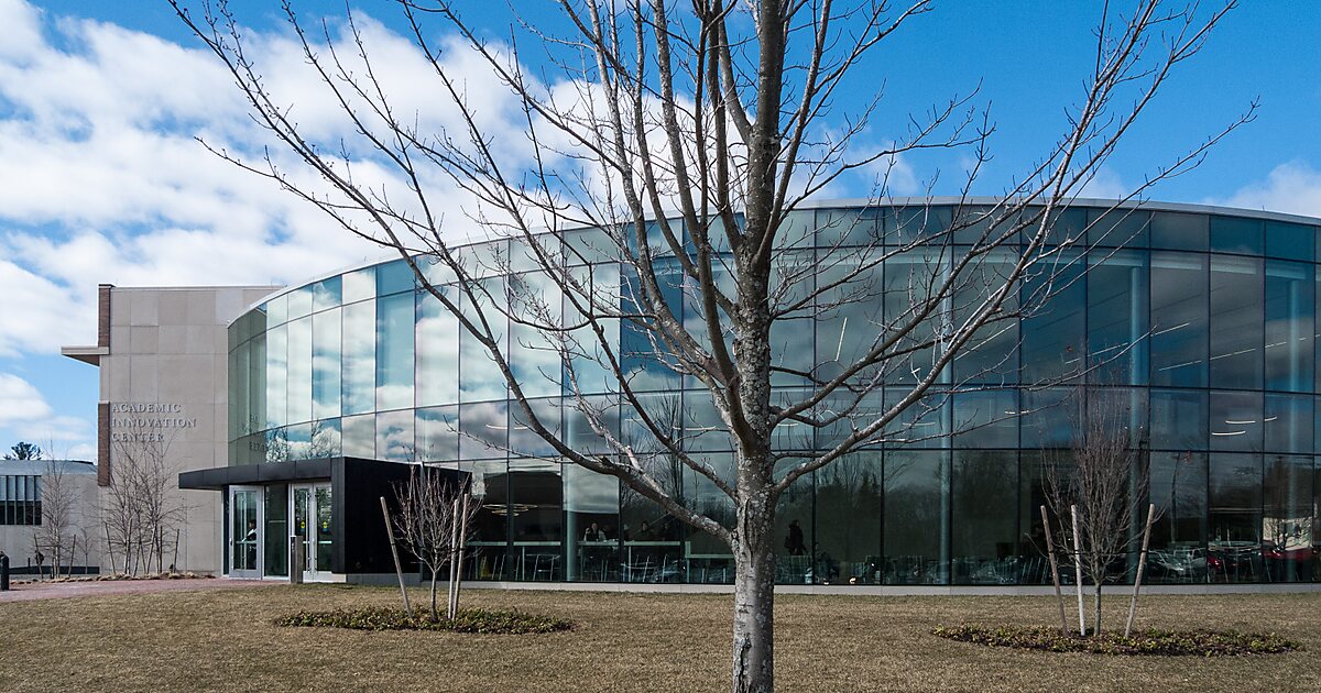 Bryant University in Smithfield, Rhode Island, United States | Tripomatic